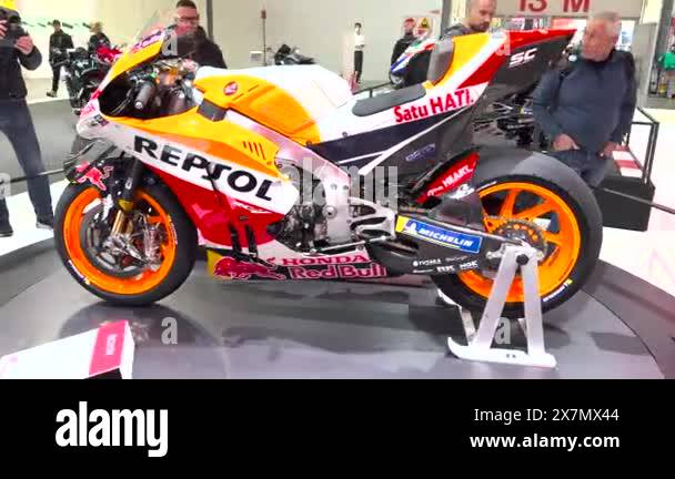 Valentino rossi honda repsol Stock Videos & Footage - HD and 4K Video ...