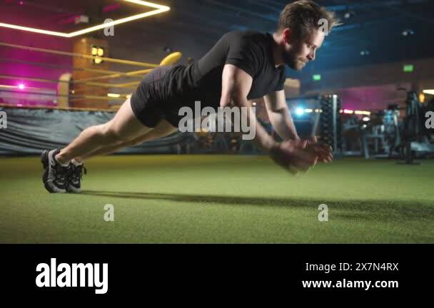 Dynamic effort Stock Videos & Footage - HD and 4K Video Clips - Alamy