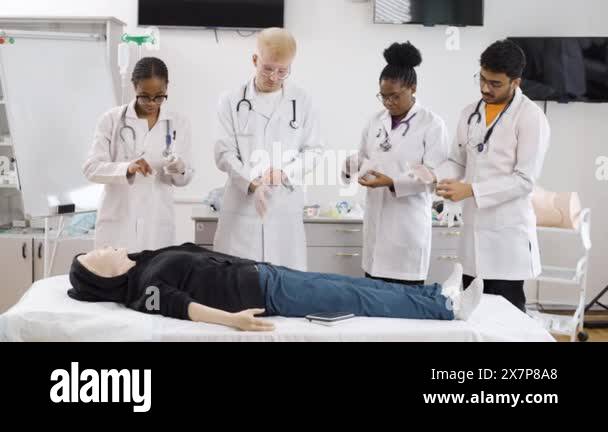 Advanced medical procedures Stock Videos & Footage - HD and 4K Video ...