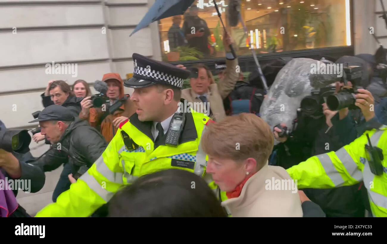 Paula Vennells arrives at Post Office Horizon IT inquiry Stock Video ...