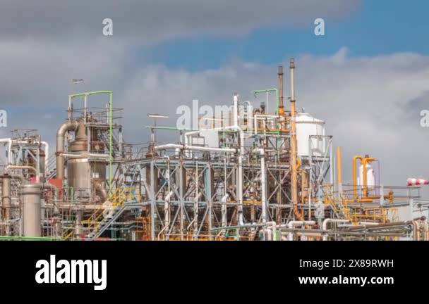 Distillation Columns and their process equipment of hydrogen plant ...