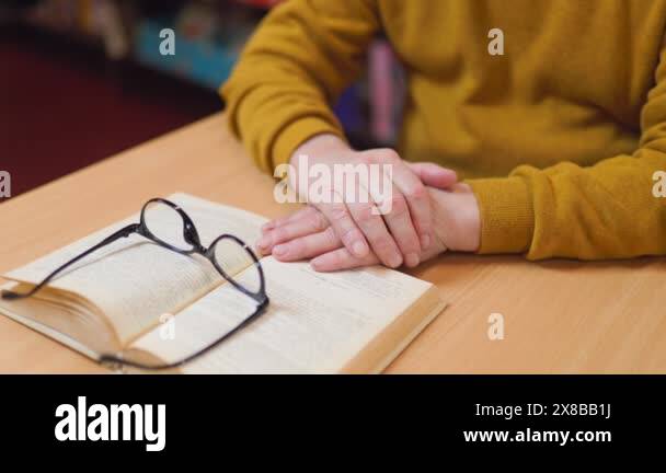 Nuanced texture Stock Videos & Footage - HD and 4K Video Clips - Alamy