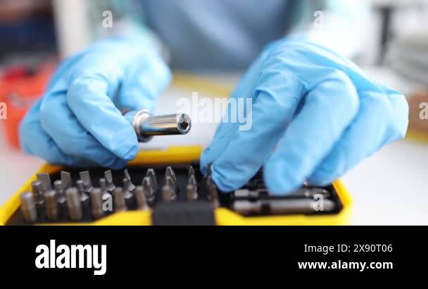 Interchangeable set of screwdrivers with heads and nozzles made of ...