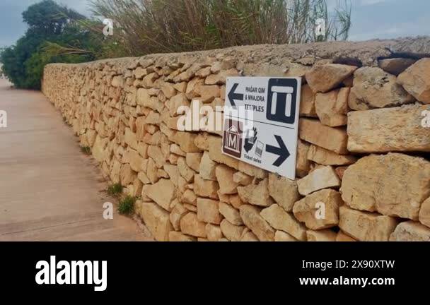 Qrendi, Malta 2405.2024 - Temple structure, Hagar Qim megalithic temple ...