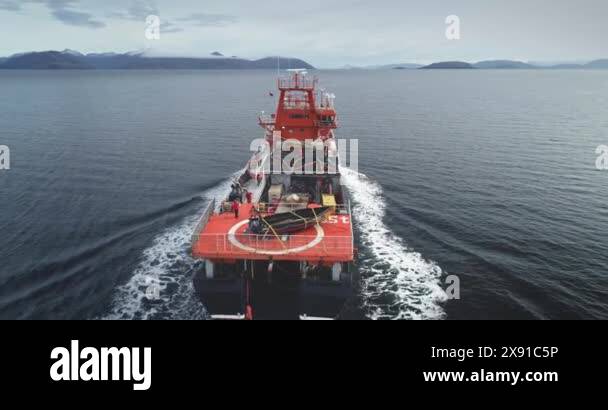 Explorer boat polar Stock Videos & Footage - HD and 4K Video Clips - Alamy