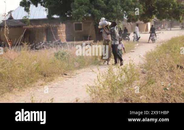 19 jan. 2024,Gwalada,Nigeria: Malnourished child due to extreme poverty ...