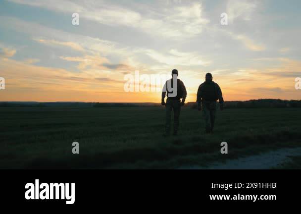 Soldiers in silhouette patrolling Stock Videos & Footage - HD and 4K Video Clips - Alamy