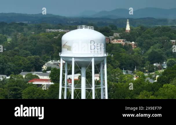 Water tower in Berea, Kentucky with towns logo Where arts alive and ...