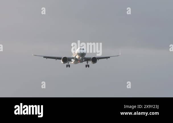 PHUKET, THAILAND - FEBRUARY 16, 2023: Airbus A320, B-30AD of Spring ...