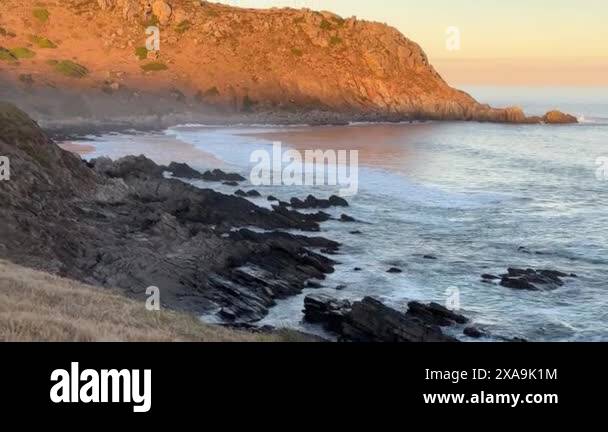 Moon rise australia Stock Videos & Footage - HD and 4K Video Clips - Alamy