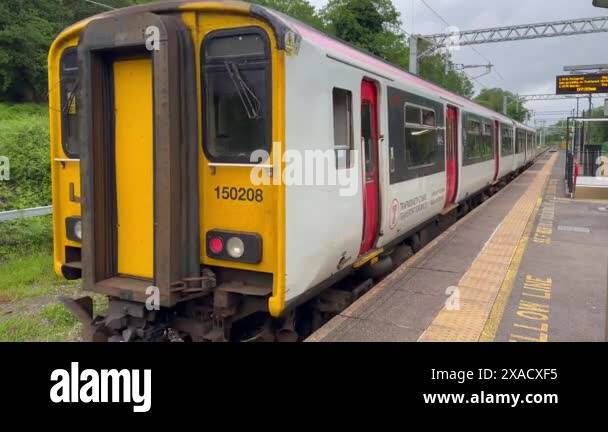Treforest, Pontypridd, Wales, UK 4 June 2024: Sprinter diesel commuter ...