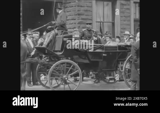 ENGLAND - 1904 - Boer War hero Robert Baden-Powell rides in a horse ...