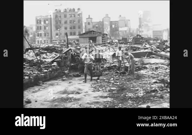 The Japanese people start living in democracy after WWII. Newspapers ...