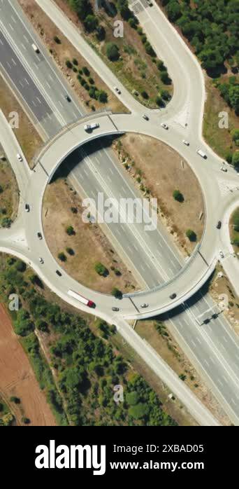 Vertical Screen: A spectacular 4K aerial view captures the traffic flow ...