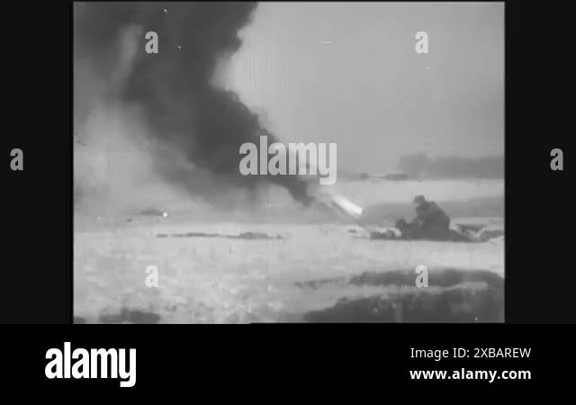 1914 - French soldier works flame projector on the Western Front in WWI ...
