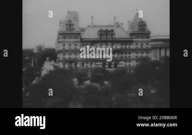 Governor Thomas Edmund Dewey talks about the Liberation of Paris, at ...