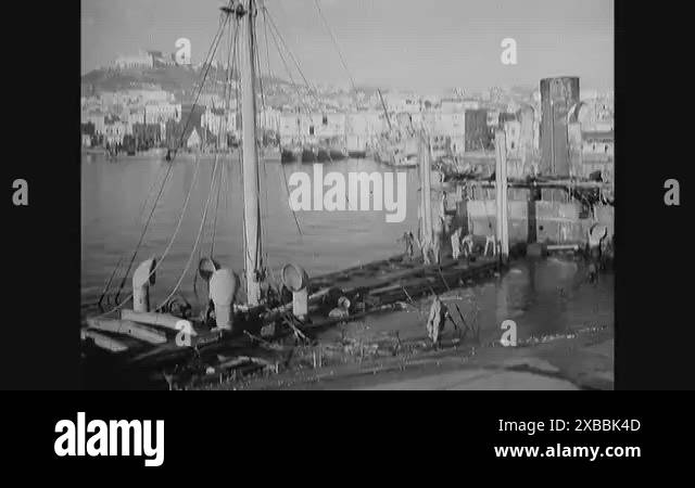 Wwii ww2 port naples Stock Videos & Footage - HD and 4K Video Clips - Alamy