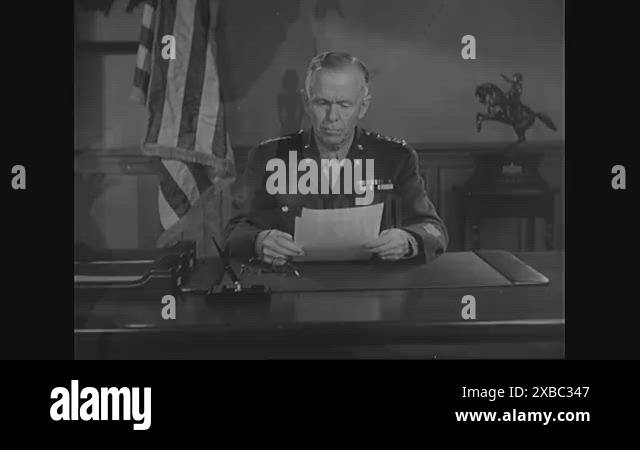 1944 - General George Marshall and a servicewoman call for new recruits ...