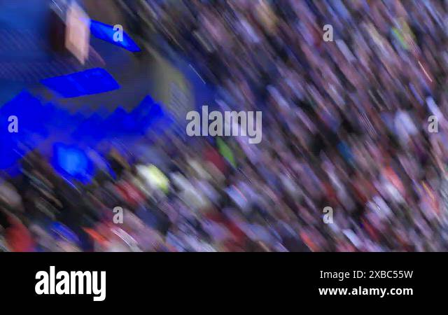 A tilt up to Former President Bill Clinton as he receives a standing ...