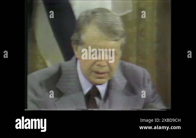 President Jimmy Carter oversees the 1978 Camp David Accords between ...