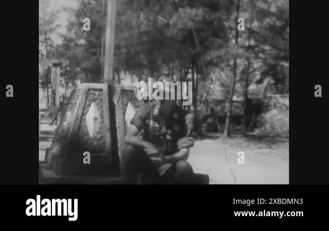 1966, Vietnam War, Toronto television correspondent interviews Maj ...