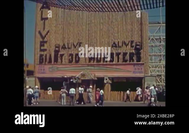 1939 - Visitors to the New York World's Fair enjoy animatronics and a ...