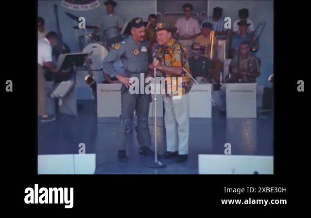 1967 - Bob Hope kids USAF airmen for being less skilled than their Thai ...