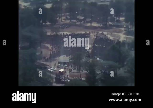 1967 - Bob Hope arrives at the 1st infantry division headquarters in ...