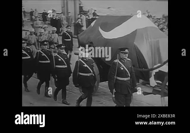 1938 - Turkish people of all ages weep as President Mustafa Kemal ...