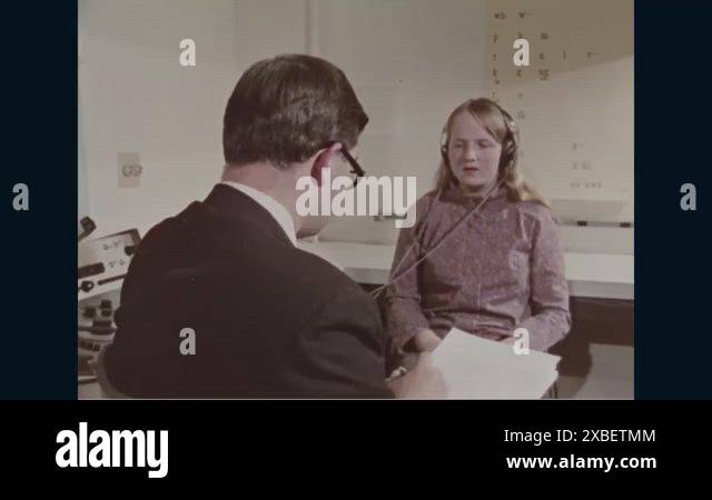 Speech Audiometry Stock Videos And Footage Hd And 4k Video Clips Alamy