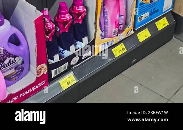 Mall hygiene Stock Videos & Footage - HD and 4K Video Clips - Alamy