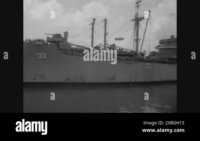 1954 - Vietnamese refugees disembark from the USS Bayfield in Saigon ...