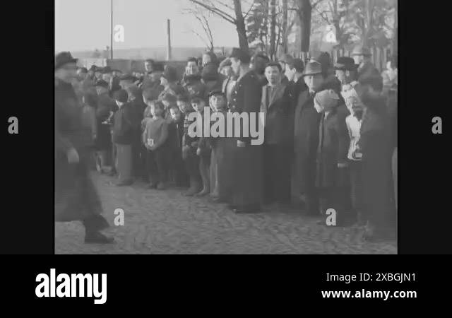 Troops in the new German army and sailors in the new German navy line ...