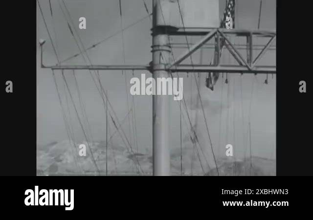 1950s - Explosions on the coast of Hungnam Harbor during the UN ...