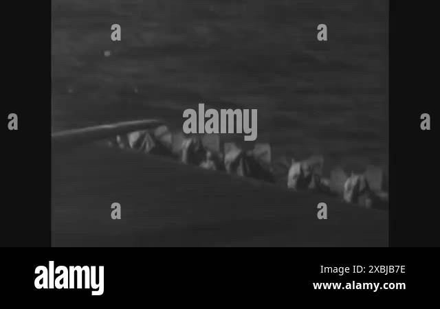 1944 - A damaged TBF lands on the USS Essex Stock Video Footage - Alamy