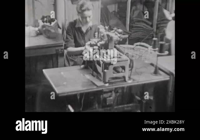 1944 - German Jewish seamstresses use sewing machines at Westerbork ...