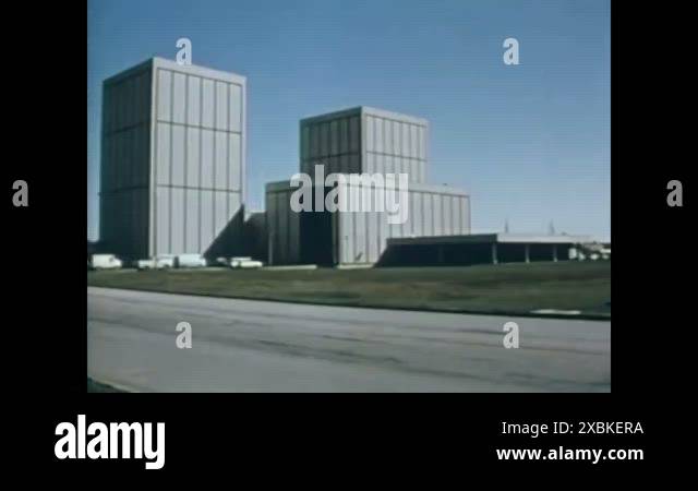 1971 - The acoustics lab of NASA'S Manned Spacecraft Center is shown ...