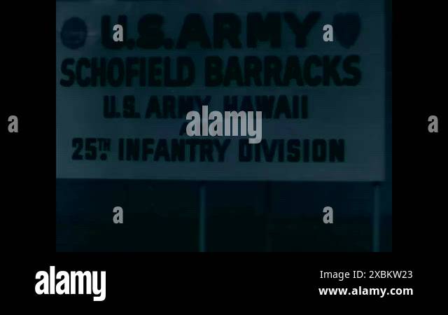 United States Army helicopter door gunners in the 25th Infantry ...