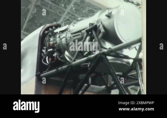 1962 - Engineers build a wing section and propulsion fan for and Army ...