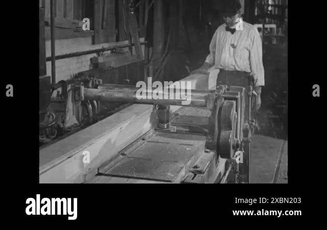 1917, 1918 - Wooden components of an airplane are tested for strength ...