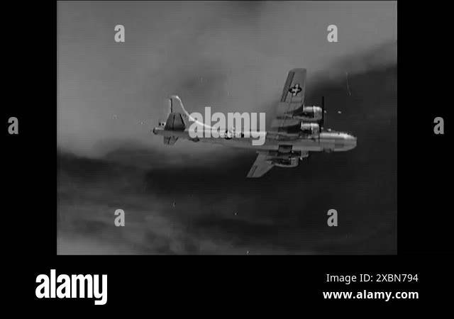 1945 - A Boeing B-29 Superfortress heavy bomber is shown in flight in ...