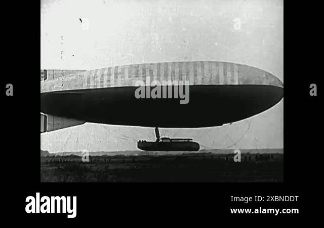 Renault vee engine Stock Videos & Footage - HD and 4K Video Clips - Alamy