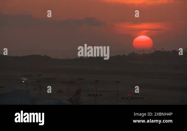 Golden sun ball Stock Videos & Footage - HD and 4K Video Clips - Alamy