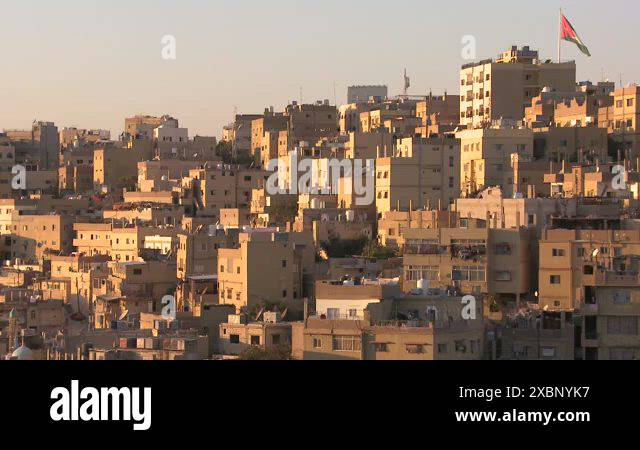 Cluster houses Stock Videos & Footage - HD and 4K Video Clips - Alamy