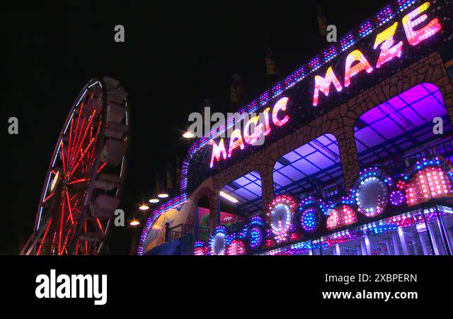 Carnival maze Stock Videos & Footage - HD and 4K Video Clips - Alamy