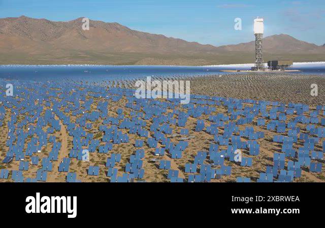 The massive Ivanpah solar power facility in the California desert ...
