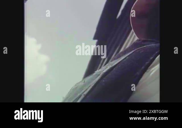 A film profiling an elderly man who spends all his time building tall ...