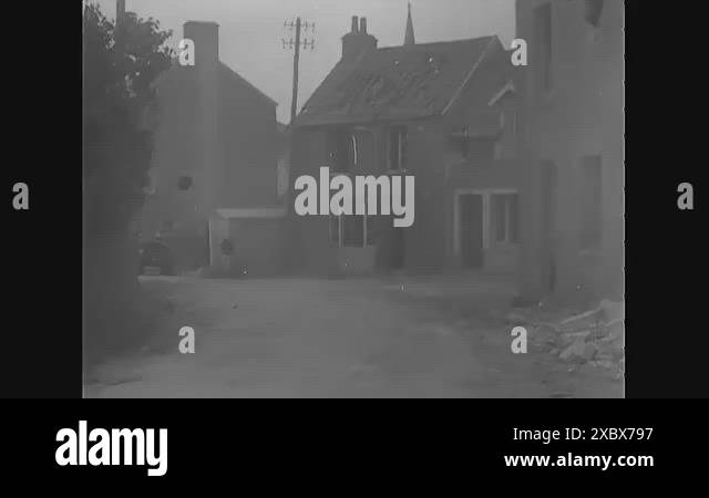 1943 - American soldiers in the 315th infantry regiment of the 79th ...