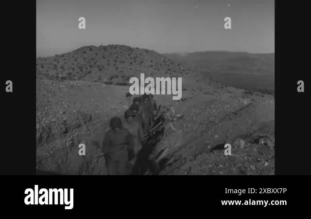 1943 - US Army nurses in training begin an infiltration course, army ...