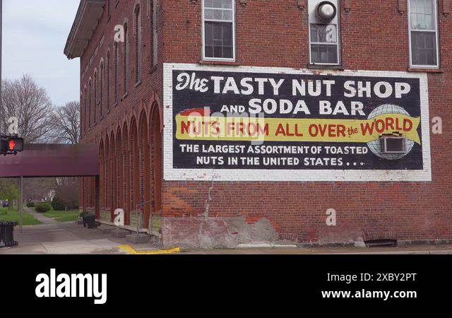 Sign saying shop Stock Videos & Footage - HD and 4K Video Clips - Alamy